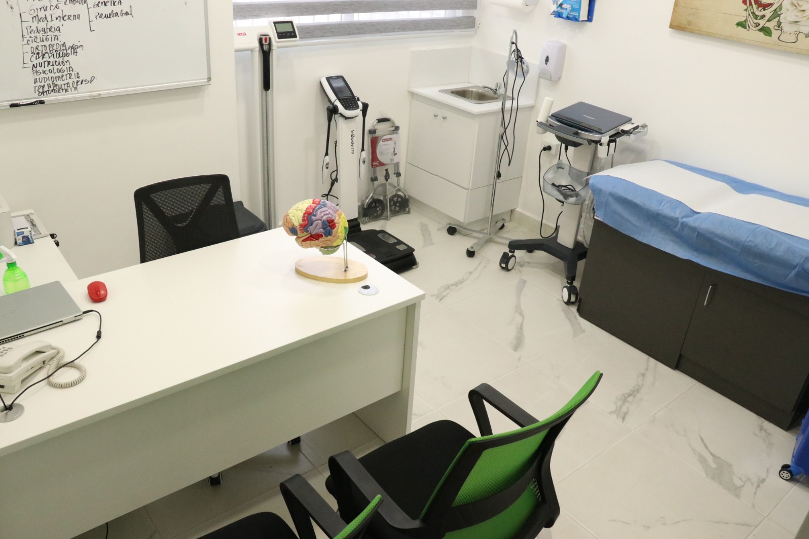 Clínica y Laboratorio Express | Chequeándome Panamá